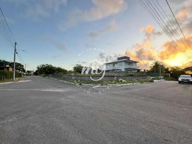 Terreno / Lote para Venda em Camaçari/BA Monte Gordo
