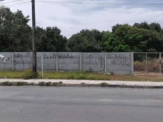 Terreno / Lote para Venda em Camaçari/BA Abrantes