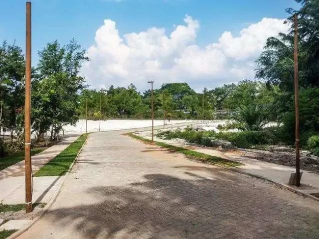 Terreno / Lote para Venda em Camaçari/BA Abrantes