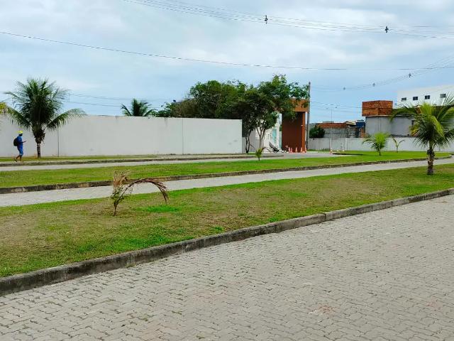 Terreno / Lote para Venda em Camaçari/BA Arembepe Abrantes