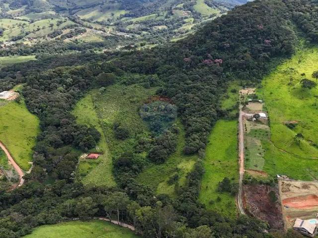 Terreno / Lote para Venda em Camanducaia/MG Centro