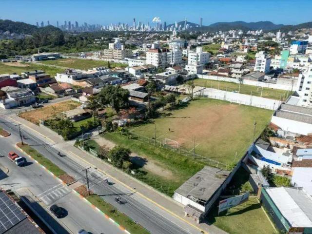 Terreno / Lote para Venda em Camboriú/SC Centro