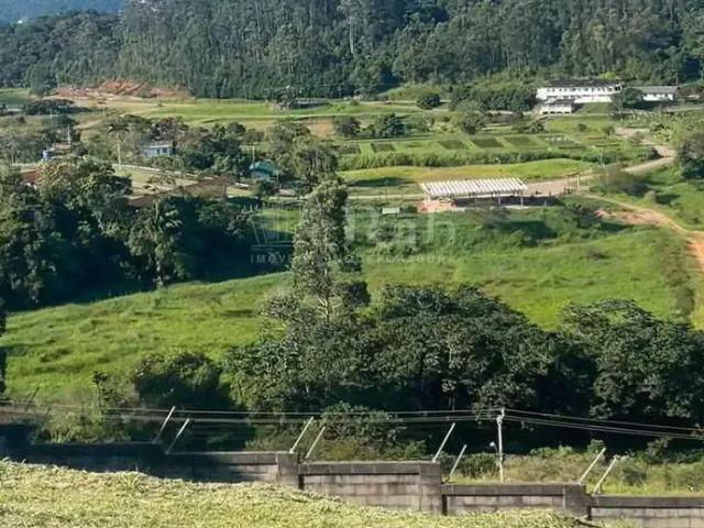 Terreno / Lote para Venda em Camboriú/SC Rio do Meio
