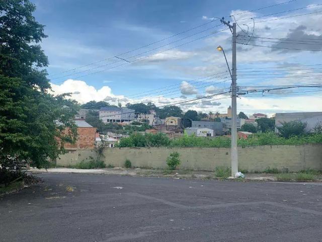 Terreno / Lote para Venda em Campinas/SP Parque São Quirino