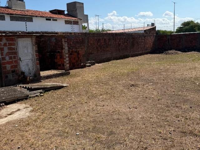 Terreno / Lote para Venda em Cabedelo/PB Poço