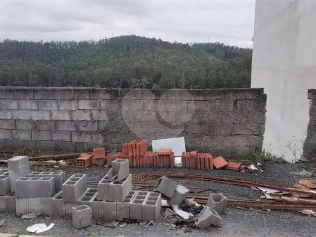 Terreno / Lote para Venda em Cajamar/SP Portais Polvilho