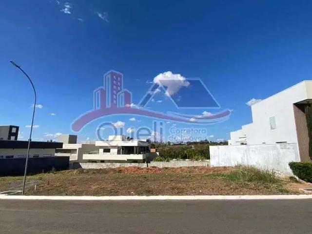 Terreno / Lote para Venda em Caldas Novas/GO Condomínio Del Fiori