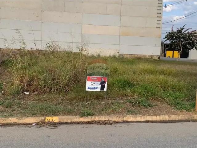 Terreno / Lote para Venda em Capela do Alto/SP Centro