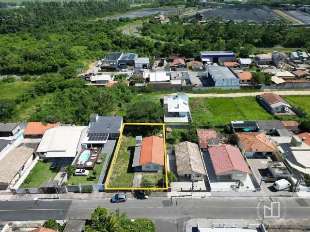 Terreno / Lote para Venda em Capivari de Baixo/SC Centro