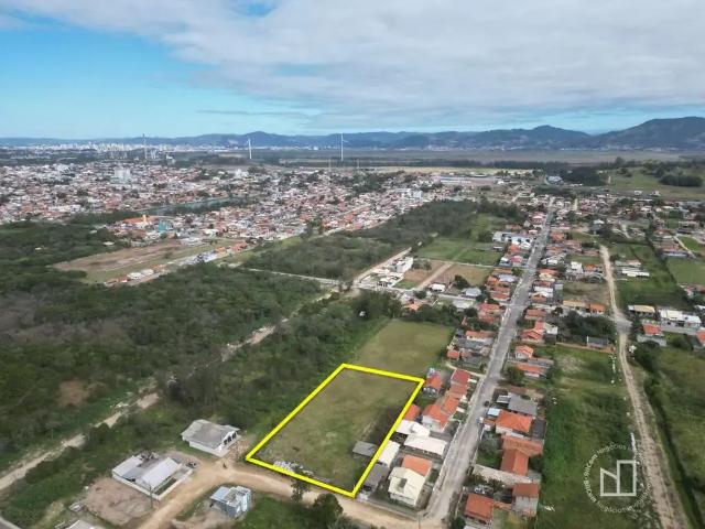 Terreno / Lote para Venda em Capivari de Baixo/SC Três de Maio