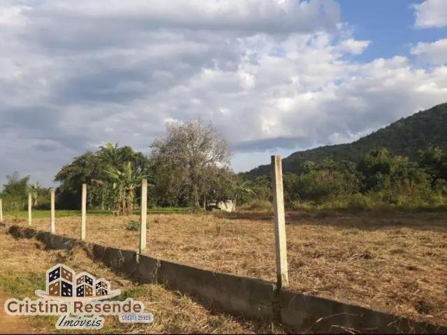 Terreno / Lote para Venda em Caraguatatuba/SP Capricórnio I