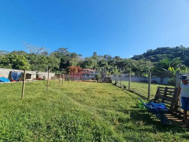 Terreno / Lote para Venda em Caraguatatuba/SP Capricórnio III
