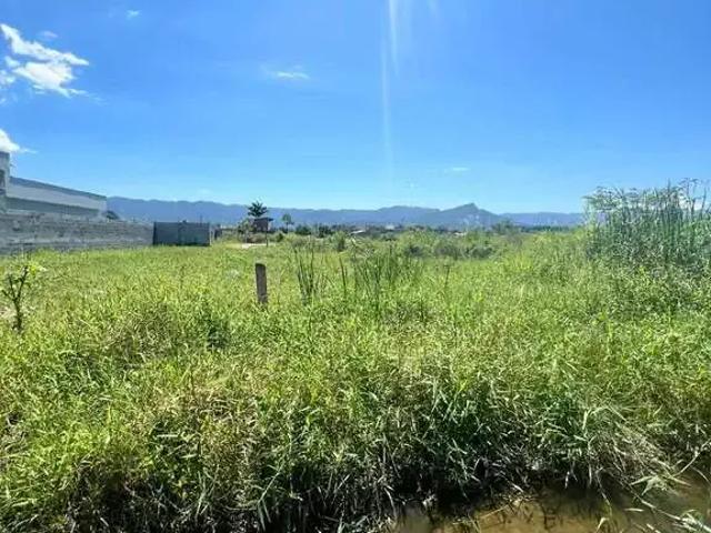 Terreno / Lote para Venda em Caraguatatuba/SP Balneário dos Golfinhos