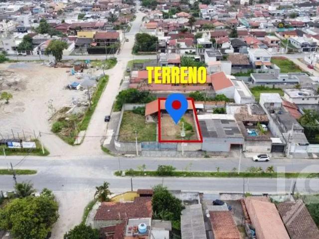 Terreno / Lote para Venda em Caraguatatuba/SP Balneário dos Golfinhos