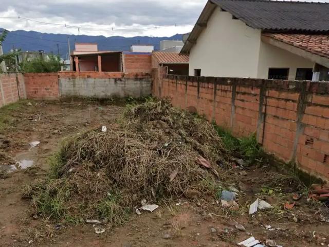 Terreno / Lote para Venda em Caraguatatuba/SP Balneário dos Golfinhos