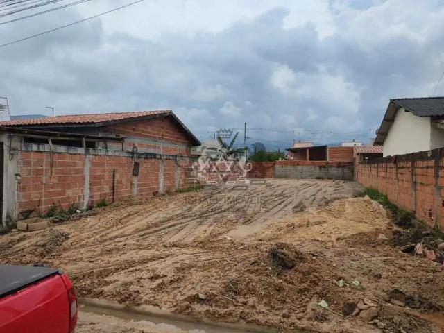 Terreno / Lote para Venda em Caraguatatuba/SP Balneário dos Golfinhos