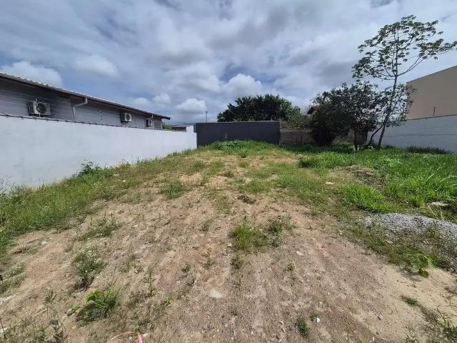 Terreno / Lote para Venda em Caraguatatuba/SP Jardim Porto Novo
