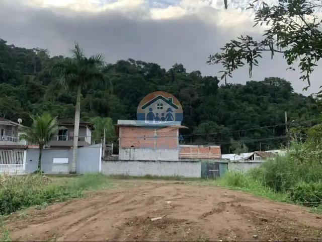 Terreno / Lote para Venda em Caraguatatuba/SP Massaguaçu