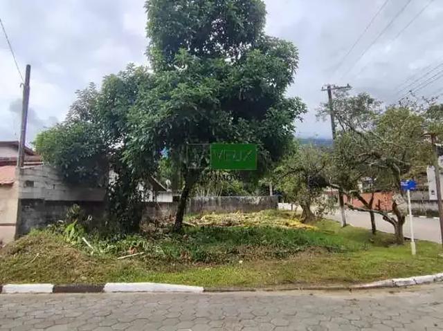 Terreno / Lote para Venda em Caraguatatuba/SP Massaguaçu