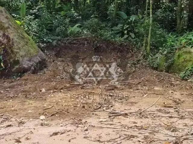 Terreno / Lote para Venda em Caraguatatuba/SP Massaguaçu