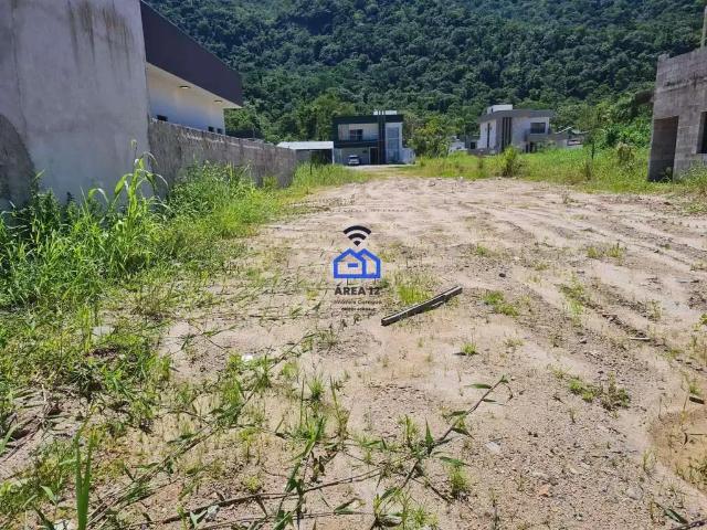 Terreno / Lote para Venda em Caraguatatuba/SP Massaguaçu