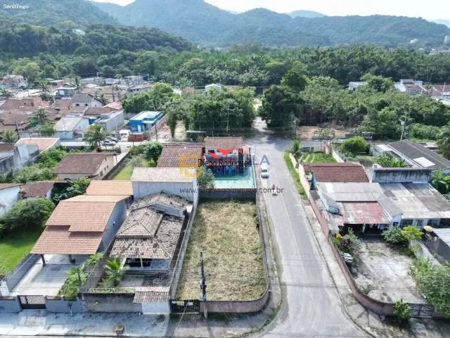 Terreno / Lote para Venda em Caraguatatuba/SP Massaguaçu