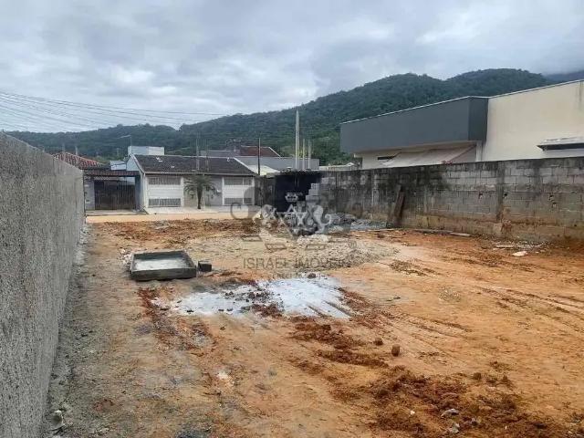 Terreno / Lote para Venda em Caraguatatuba/SP Massaguaçu