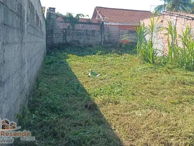 Terreno / Lote para Venda em Caraguatatuba/SP Massaguaçu