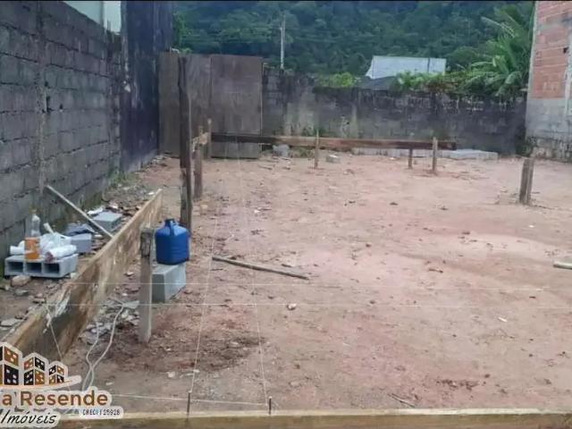 Terreno / Lote para Venda em Caraguatatuba/SP Massaguaçu