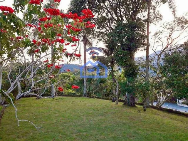 Terreno / Lote para Venda em Caraguatatuba/SP Massaguaçu