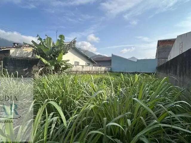 Terreno / Lote para Venda em Caraguatatuba/SP Massaguaçu