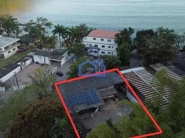 Terreno / Lote para Venda em Caraguatatuba/SP Prainha