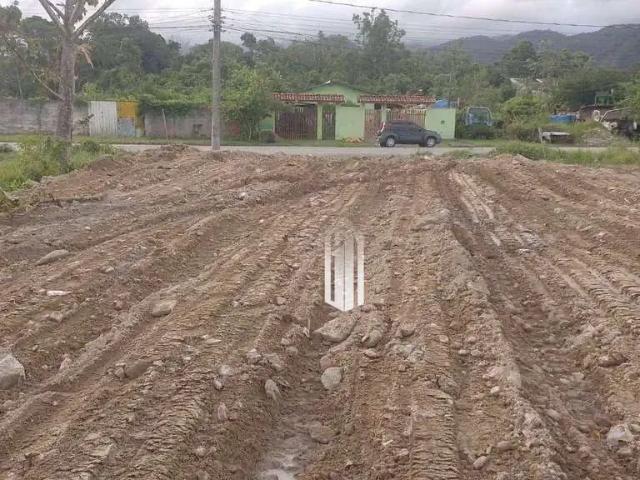 Terreno / Lote para Venda em Caraguatatuba/SP Rio do Ouro