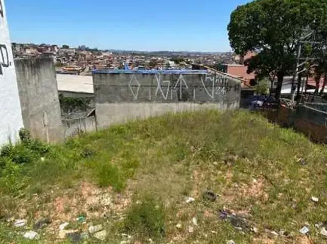Terreno / Lote para Venda em Carapicuíba/SP Centro