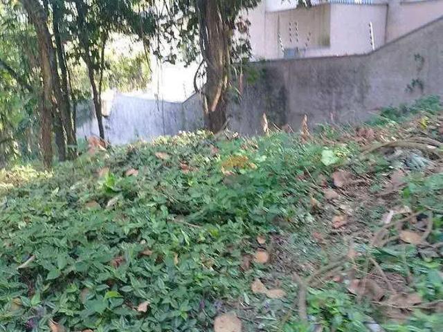 Terreno / Lote para Venda em Carapicuíba/SP Granja Viana