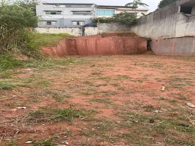 Terreno / Lote para Venda em Carapicuíba/SP Parque Santa Teresa