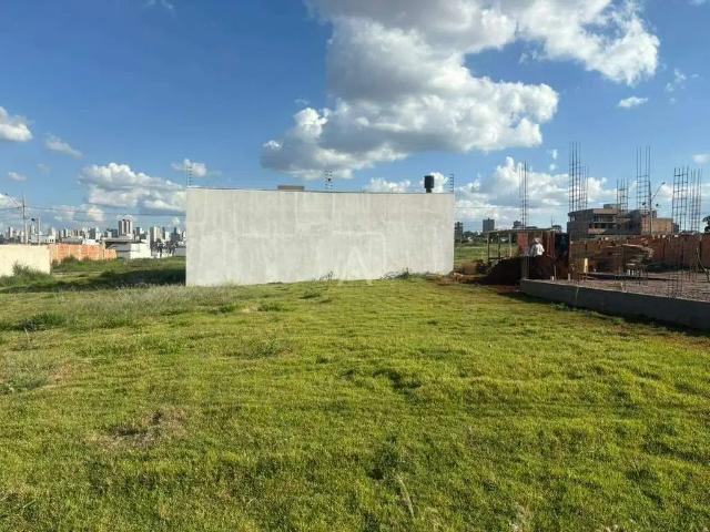 Terreno / Lote para Venda em Cascavel/PR Recanto Tropical