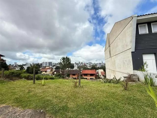 Terreno / Lote para Venda em Caxias do Sul/RS Cinqüentenário