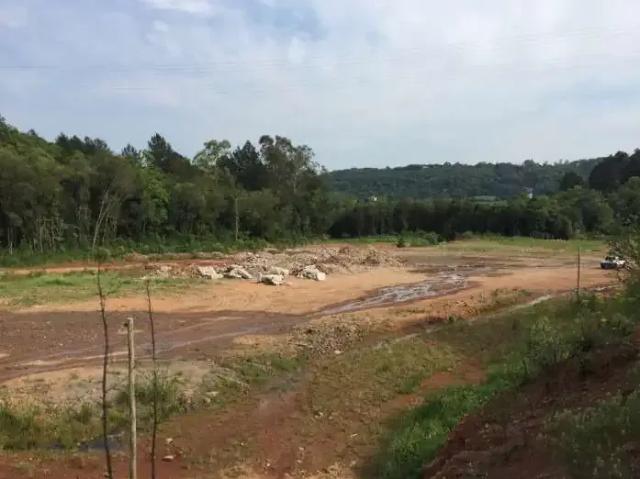 Terreno / Lote para Venda em Caxias do Sul/RS Linha 40