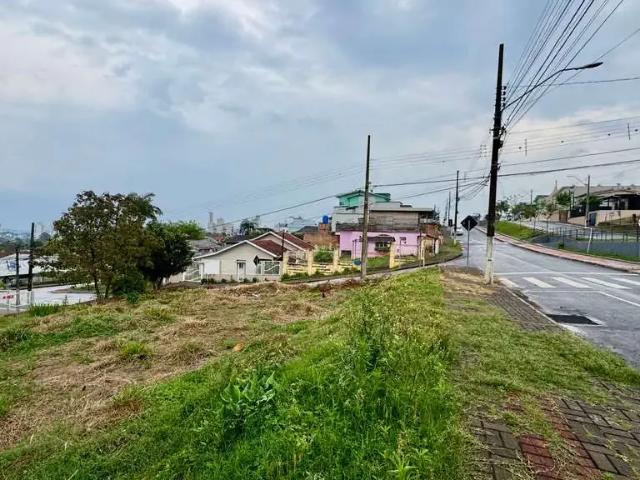 Terreno / Lote para Venda em Chapecó/SC Universitário