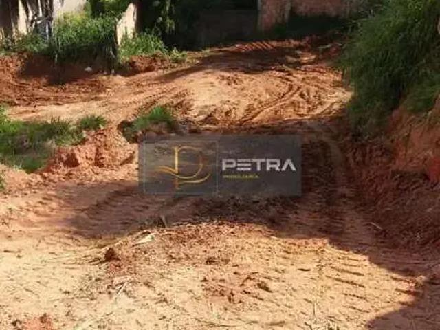 Terreno / Lote para Venda em Contagem/MG Arvoredo