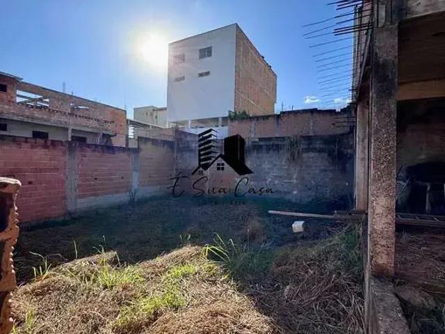 Terreno / Lote para Venda em Contagem/MG Cabral