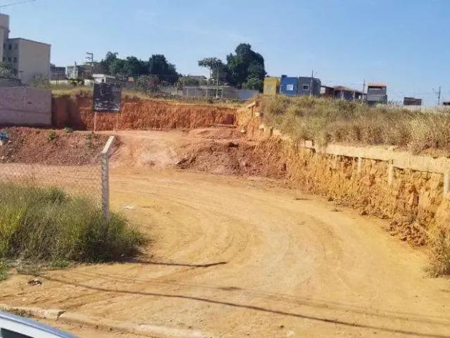 Terreno / Lote para Venda em Cotia/SP Outeiro de Passárgada