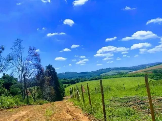 Terreno / Lote para Venda em Cotia/SP Centro Caucaia do Alto
