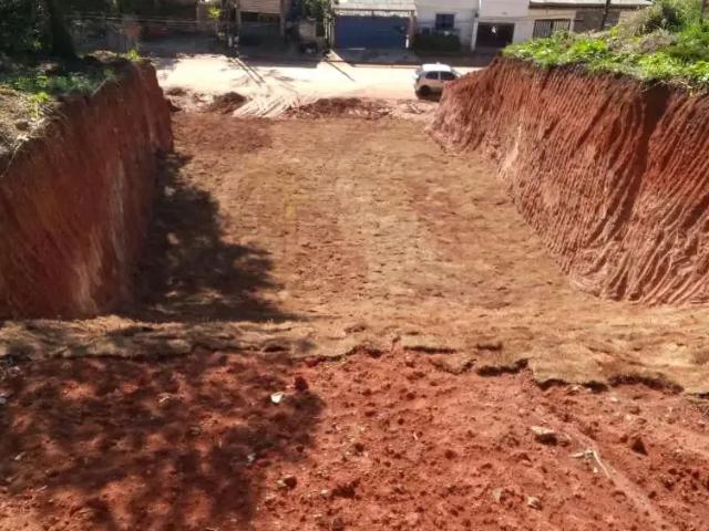 Terreno / Lote para Venda em Cotia/SP Jardim Leonor
