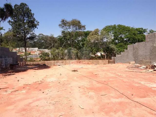 Terreno / Lote para Venda em Cotia/SP Parque Silvino Pereira