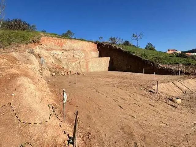 Terreno / Lote para Venda em Cotia/SP Taboleiro Verde