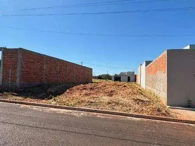 Terreno / Lote para Venda em Cravinhos/SP Itamarati