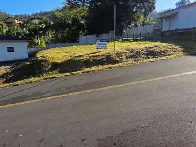 Terreno / Lote para Venda em Criciúma/SC Metropol