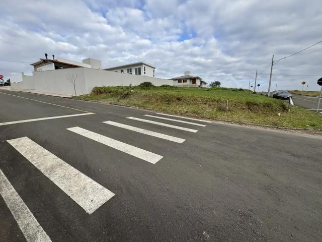 Terreno / Lote para Venda em Criciúma/SC Laranjinha
